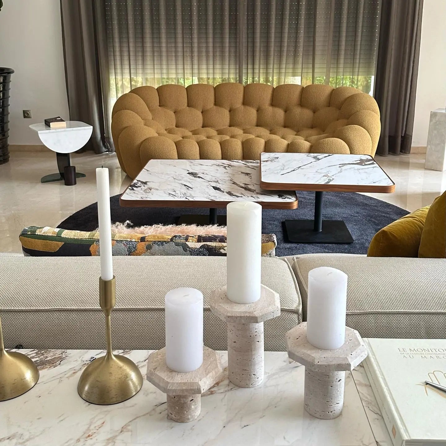 Ensemble de trois piliers pour bougies en travertin – Modernista Maroc